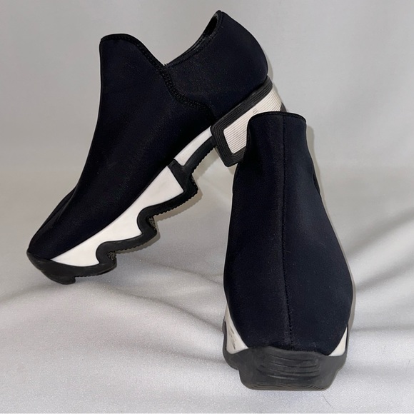 Iri | Shoes | Iri Nyc Black Wes Low Top Neoprene Wavy Sneaker Platform ...